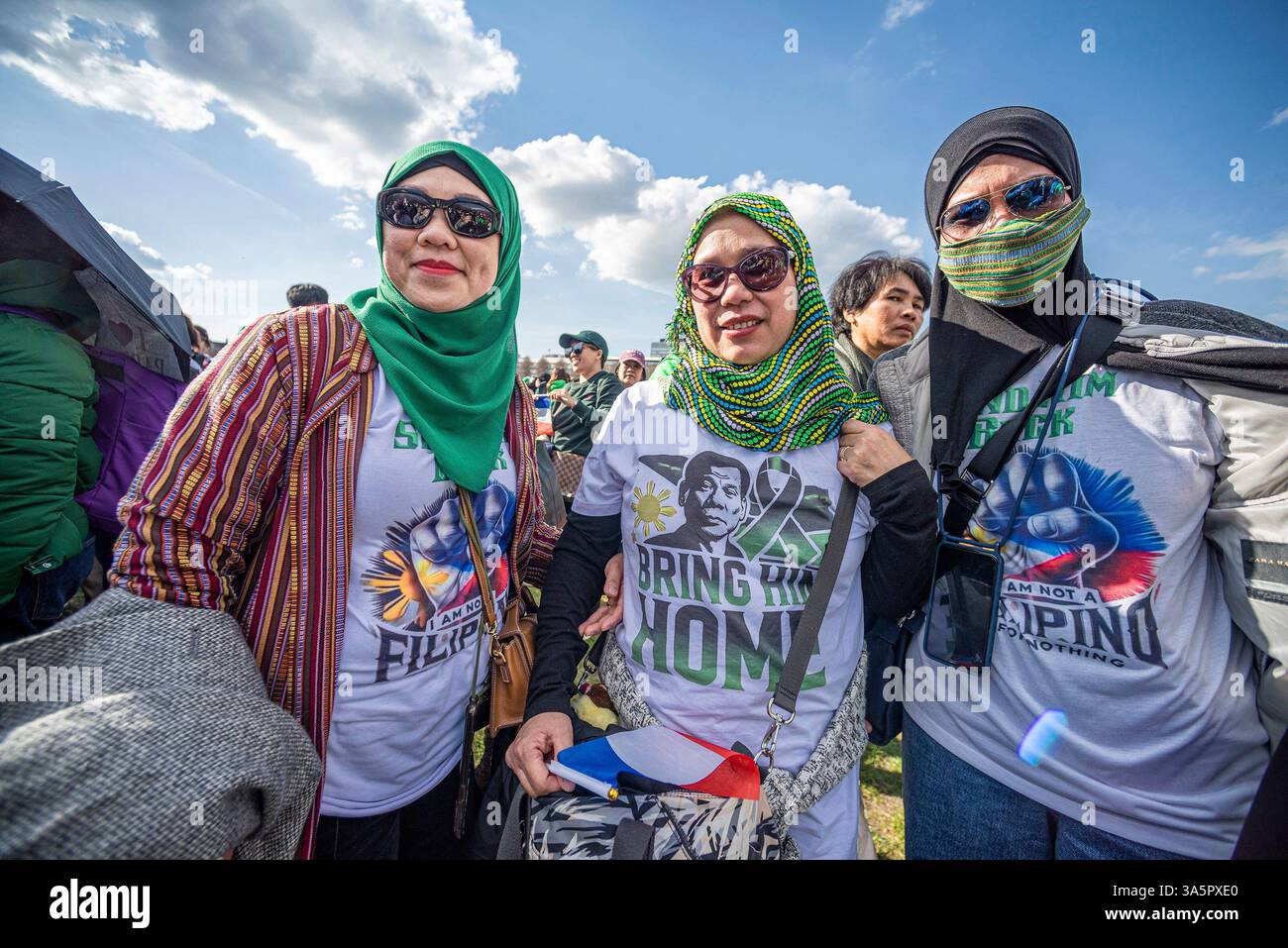Three young female protesters hi-res stock photography and images - Alamy