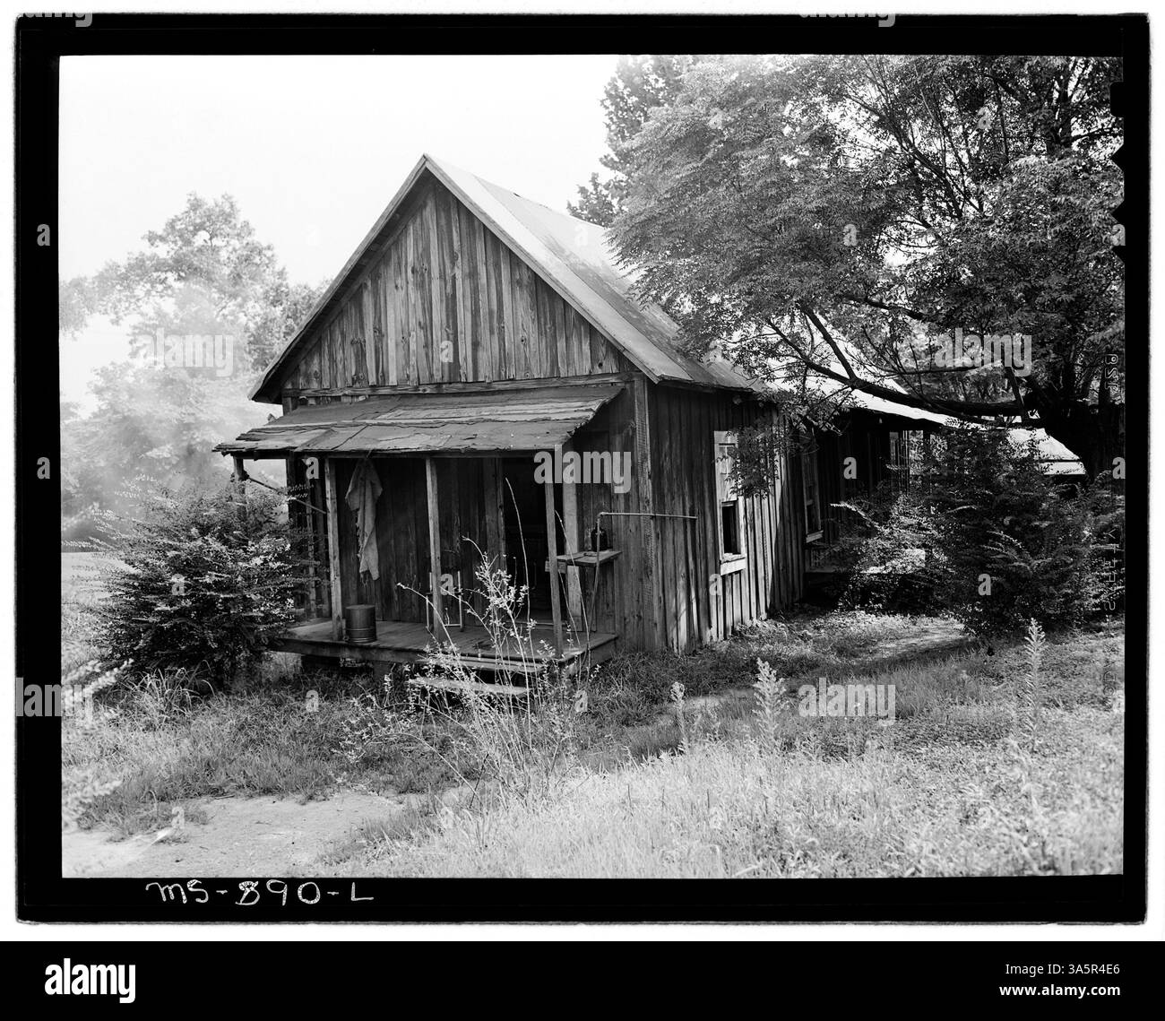 Alvis new hi-res stock photography and images - Alamy