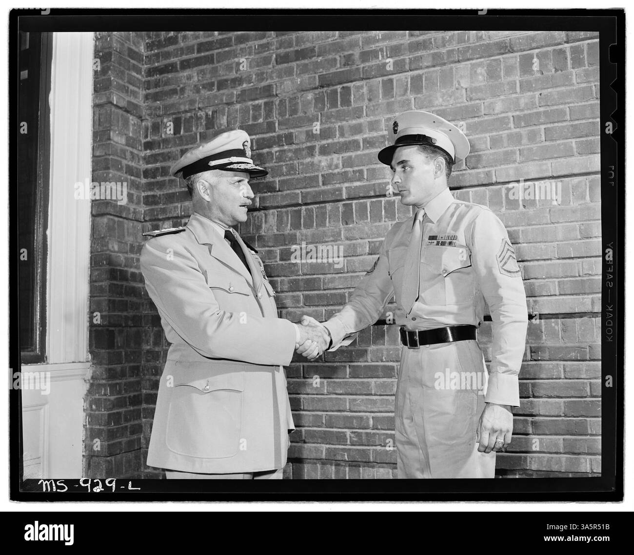 Marine corps officer Cut Out Stock Images & Pictures - Alamy