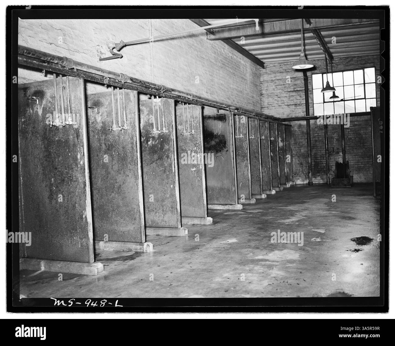 Showers for miners in the bathhouse at Tennessee Coal, Iron & R.R ...