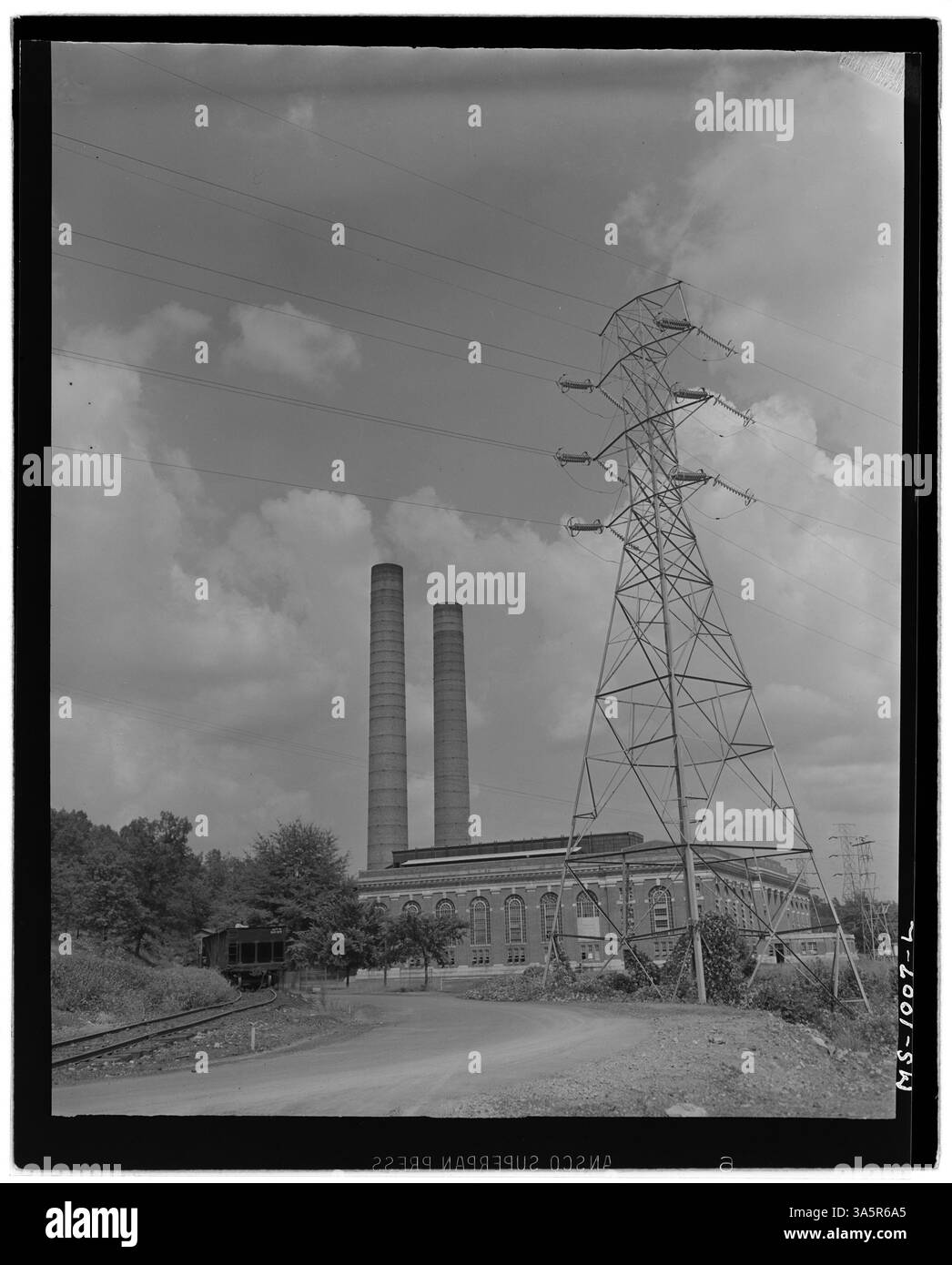 Grid operations Black and White Stock Photos & Images - Alamy
