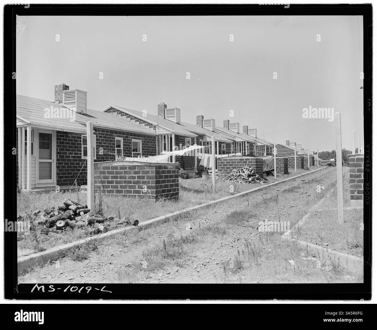 Housing project failure hi-res stock photography and images - Alamy