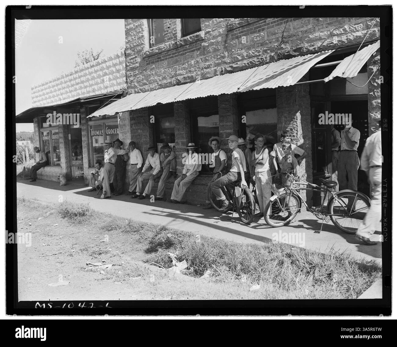 Waiting outside office Cut Out Stock Images & Pictures - Alamy