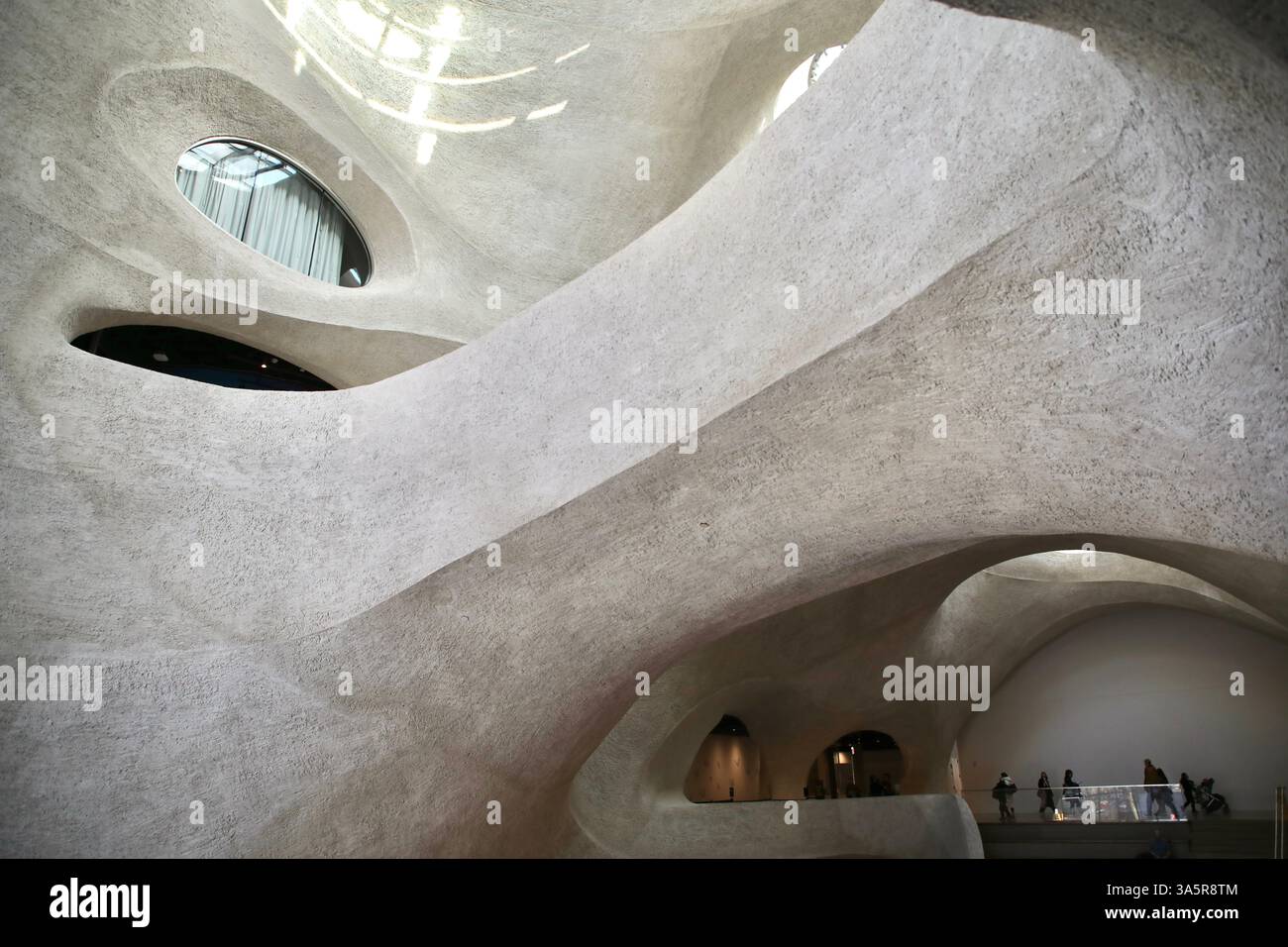 The main hall of the Gilder Center in Manhattan, New York, USA ...