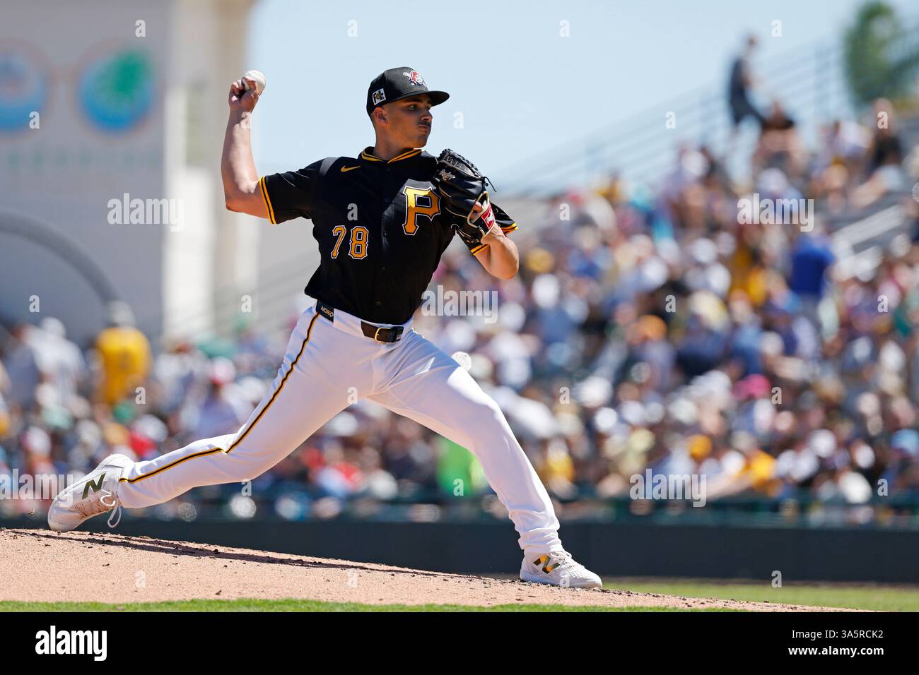 BRADENTON, FL - MARCH 18: Pittsburgh Pirates pitcher Thomas Harrington ...