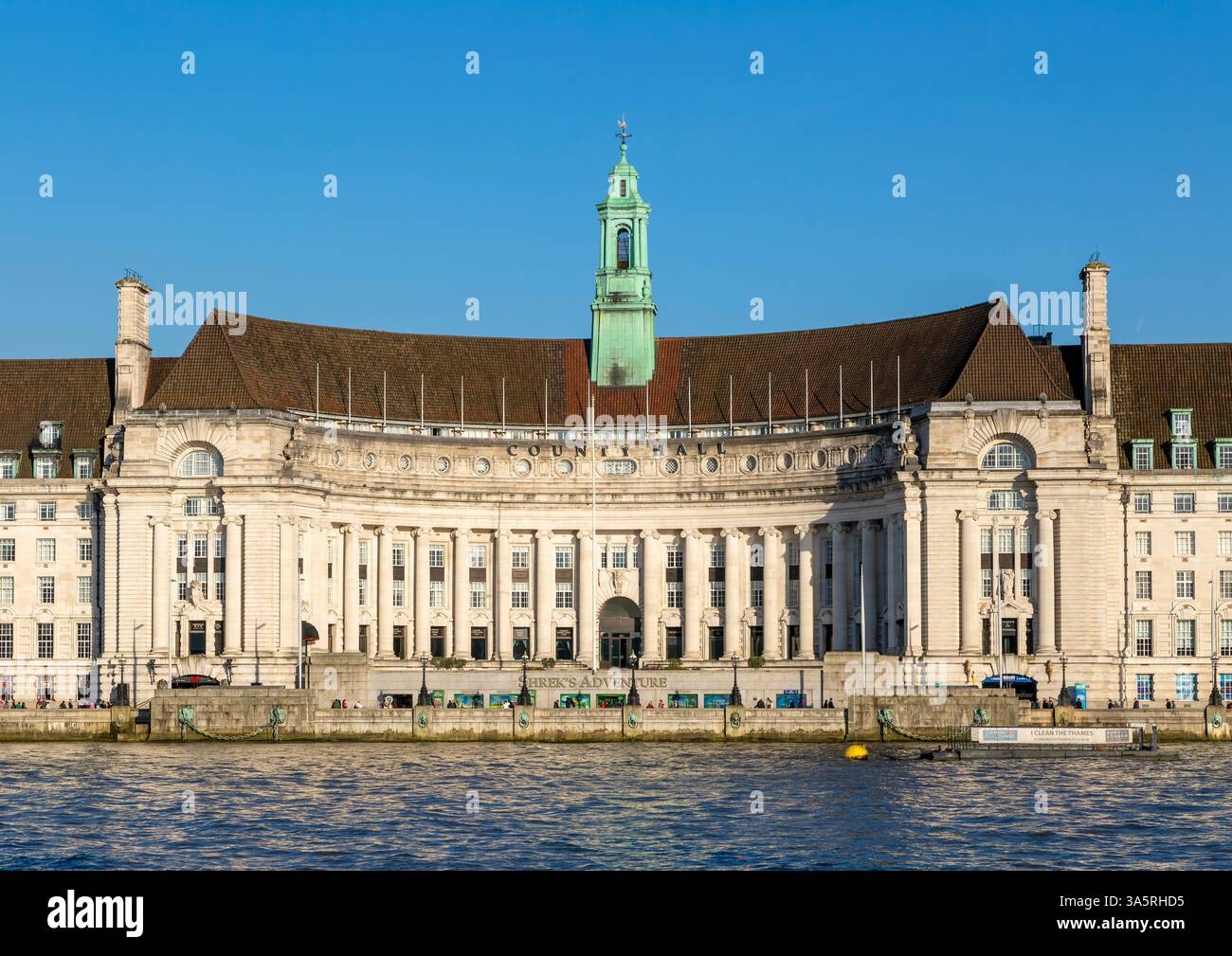 County Hall on south bank of River Thames, Lambeth, London, England, UK ...