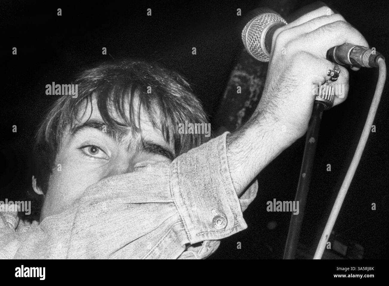 Oasis 1994 band Black and White Stock Photos & Images - Alamy