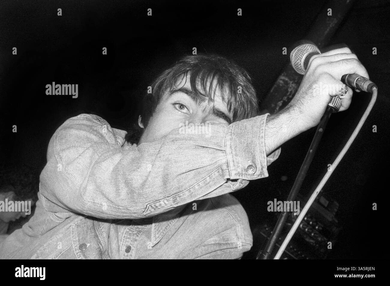 Oasis legendary band hi-res stock photography and images - Alamy
