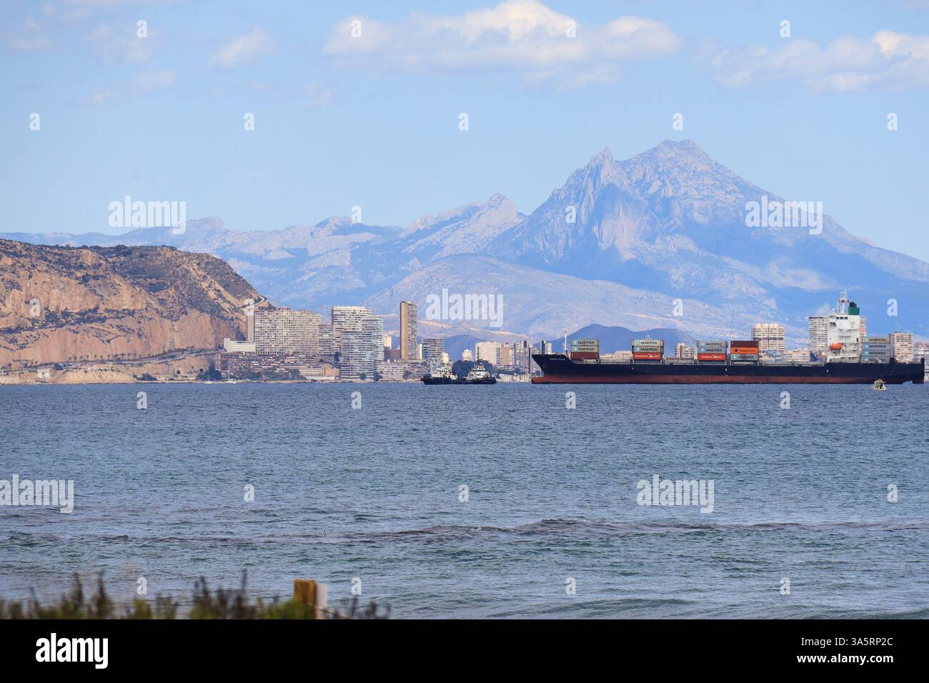 Alicante, Span- March 15, 2025:Cargo ship entering the port and ...