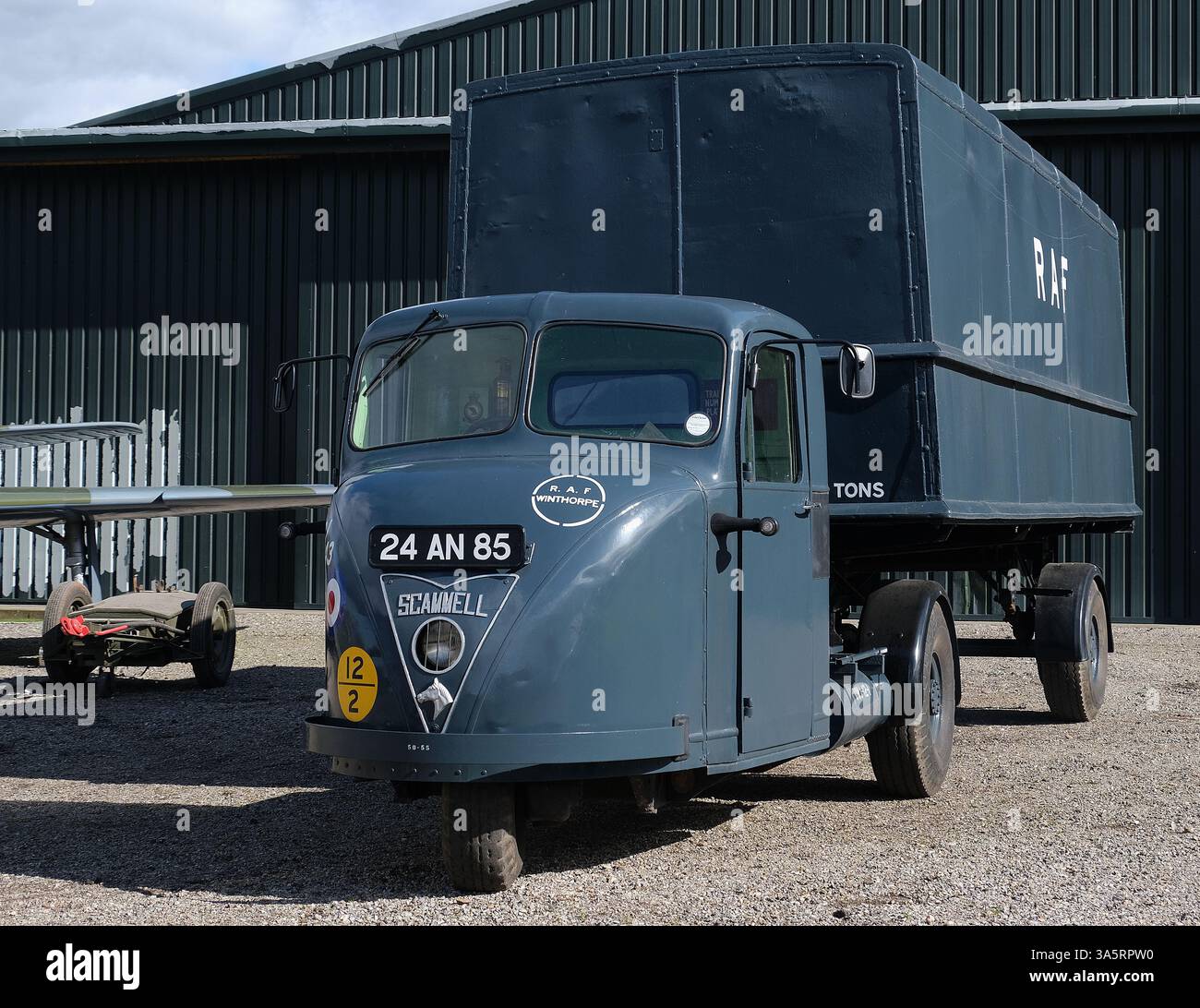 The Scammell Scarab is a British 3-wheeled tractor unit produced by the ...