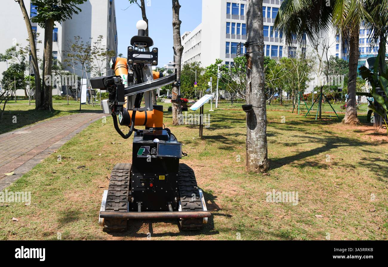 Haikou. 4th Mar, 2025. This photo taken on March 4, 2025 shows a mobile ...