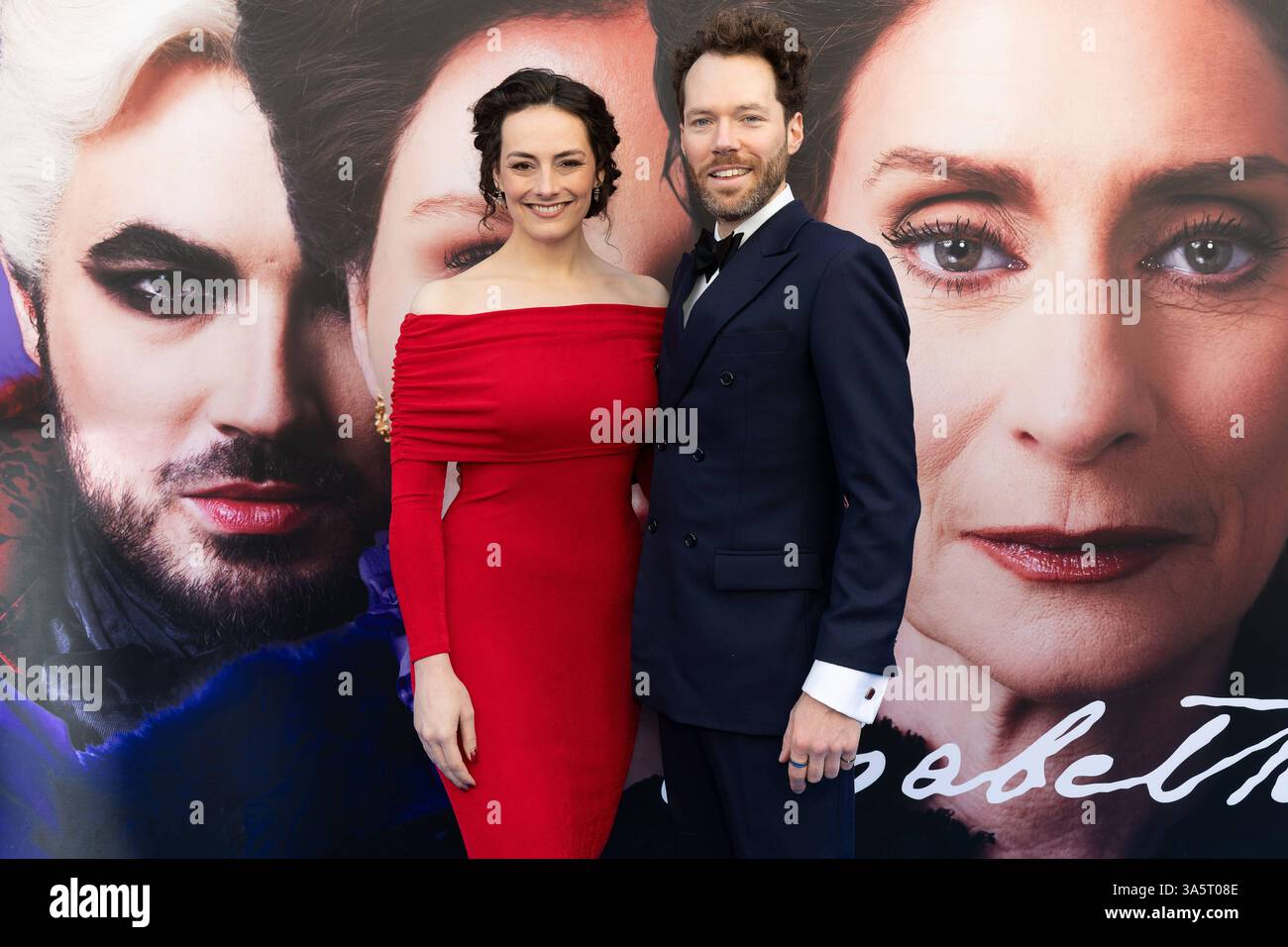 Premiere Elisabeth AMSTERDAM, NETHERLANDS - MARCH 23: Nandi van Beurden ...