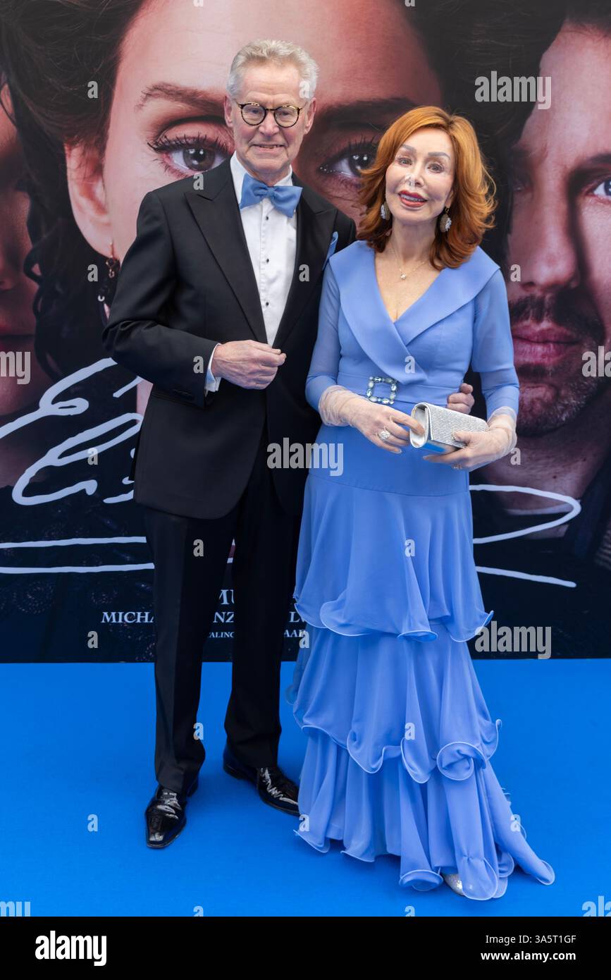 Premiere Elisabeth AMSTERDAM, NETHERLANDS - MARCH 23: Marijke Helwegen ...