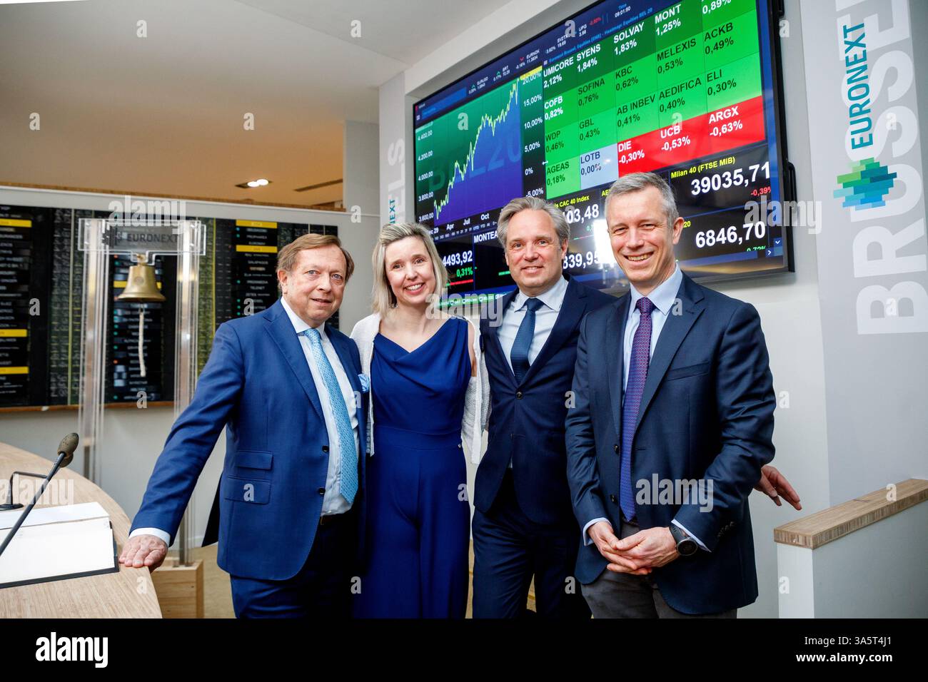 Dirk de Pauw, Els Veraecke, Jo de Wolf and NYSE Euronext Brussels CEO ...