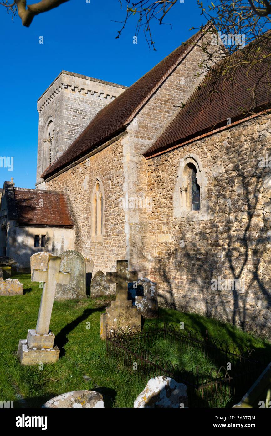 The graveyard of St Andrew Church in Sandford Village, Oxfordshire ...