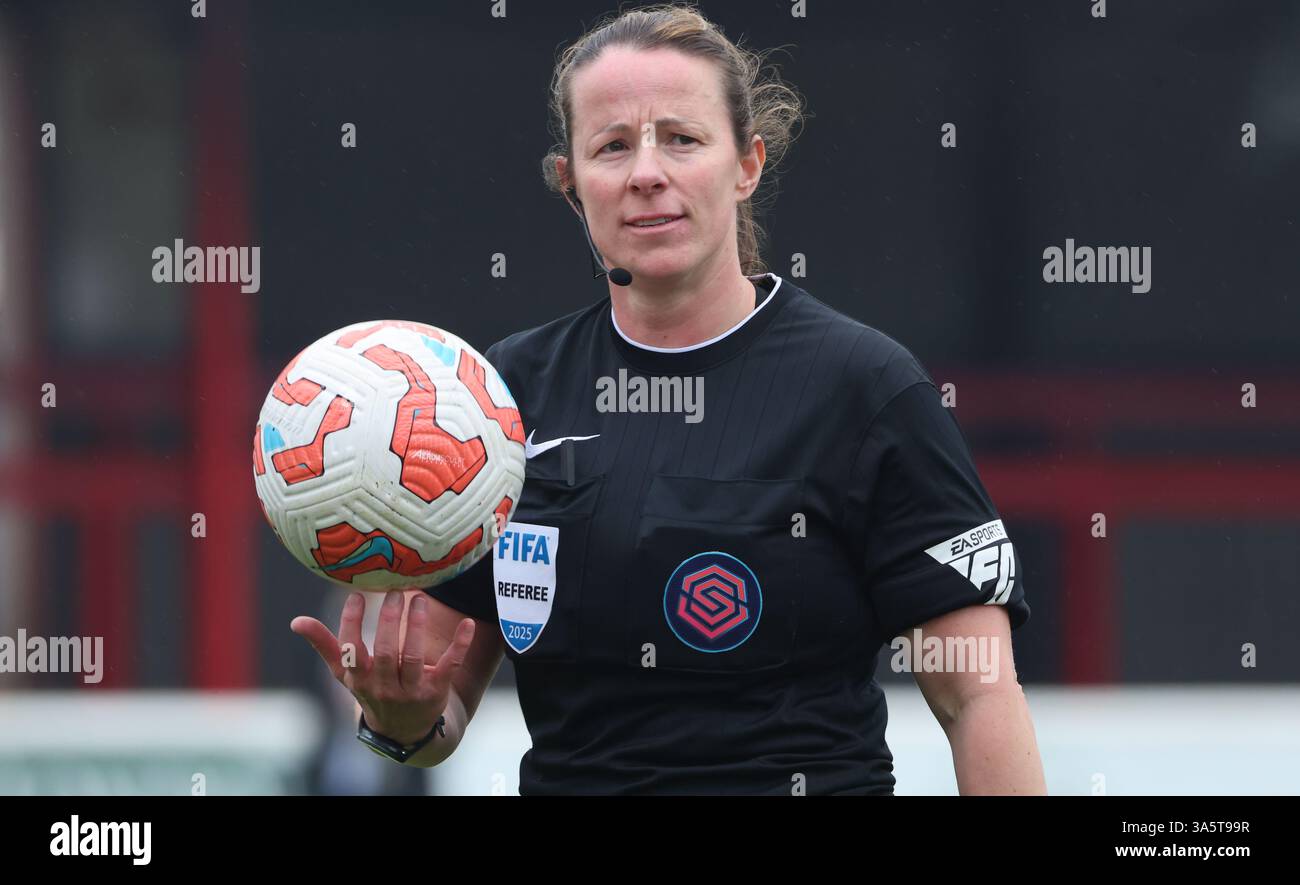 London, UK. 23rd Mar, 2025. LONDON, ENGLAND -Referee Stacey Pearson ...