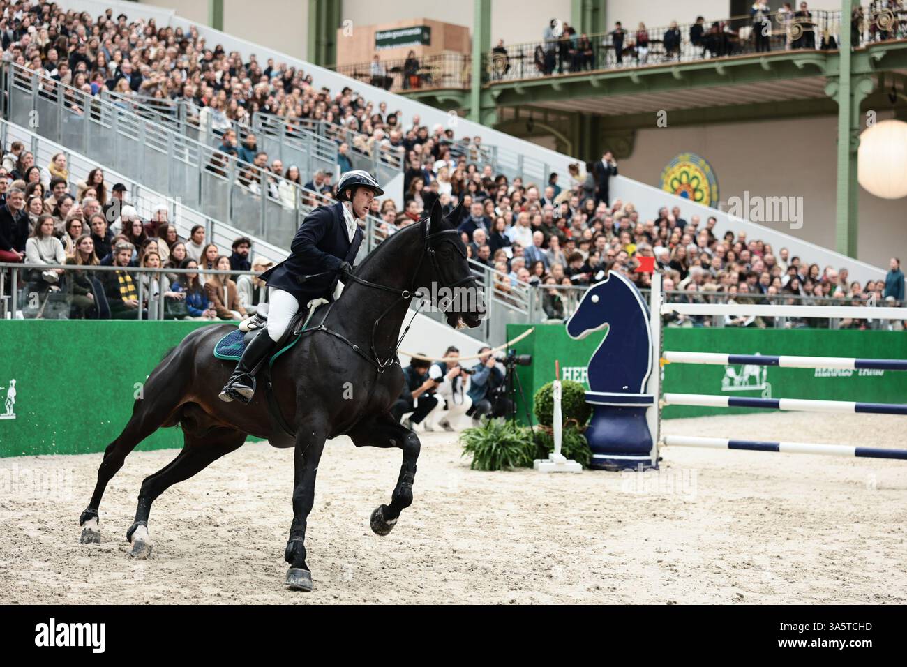 Robert WHITAKER of Great Britain with Vermento during the Grand Prix ...