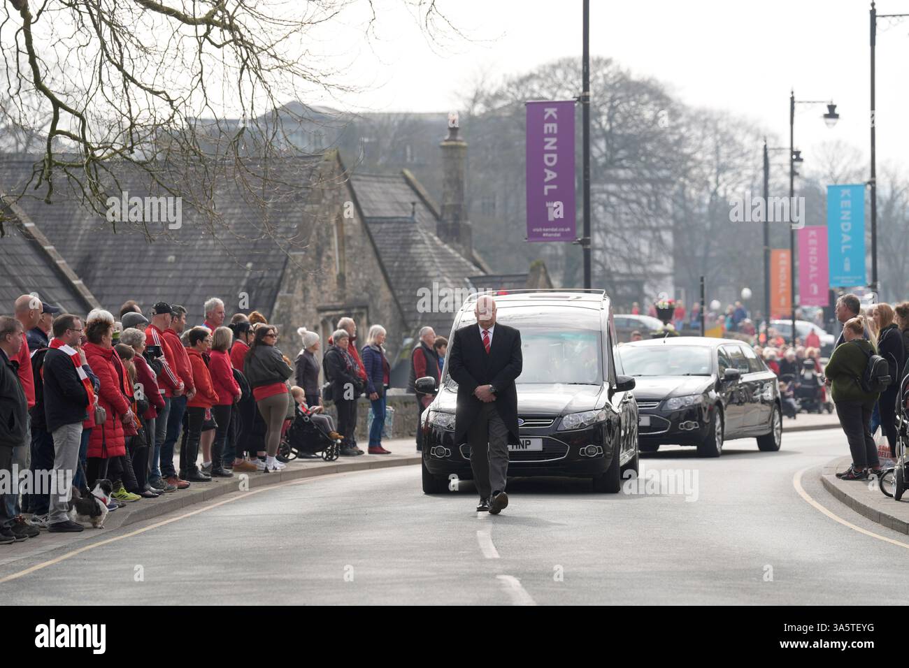 The hearse carrying the coffin of 10-year-old Poppy Atkinson makes its ...