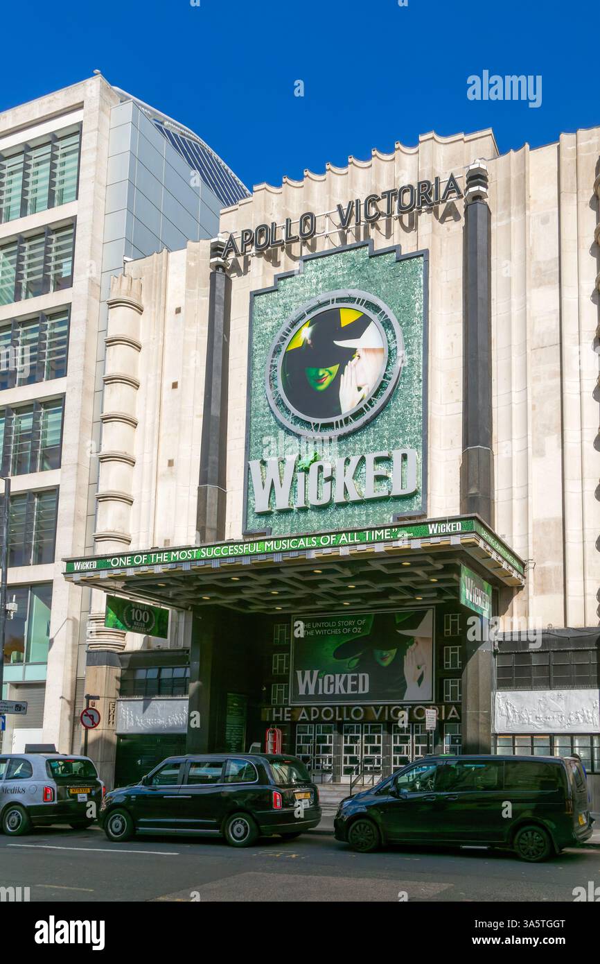 'Wicked' Apollo Victoria theatre, Westminster, London, England UK ...