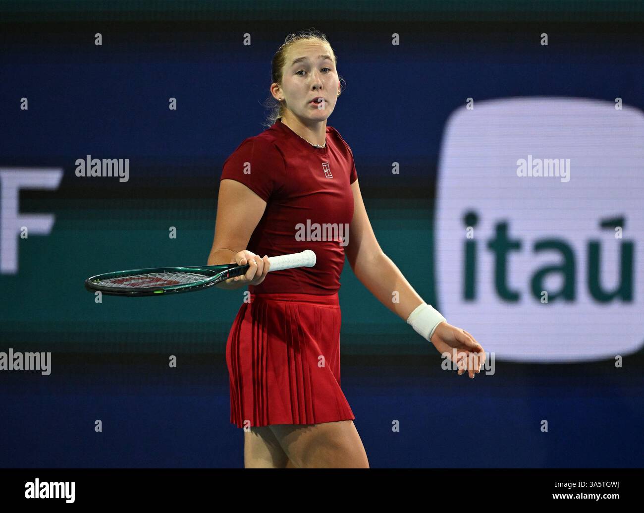 Miami Gardens FL, USA. 23rd Mar, 2025. Amanda Anisimova Vs Mirra Andreeva during The Miami Open ...