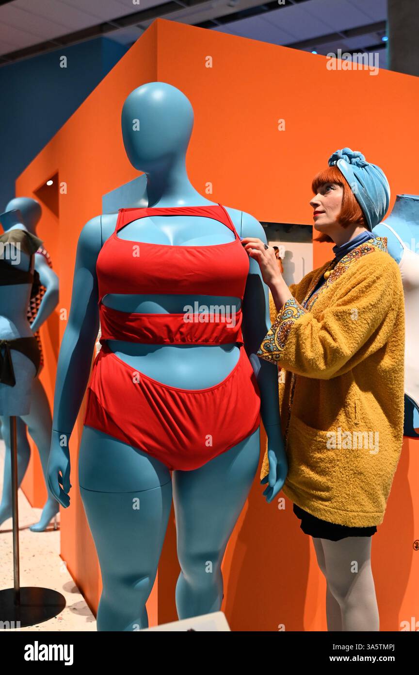 Pamela Anderson's sensational red bathing suit from Baywatch , the ...