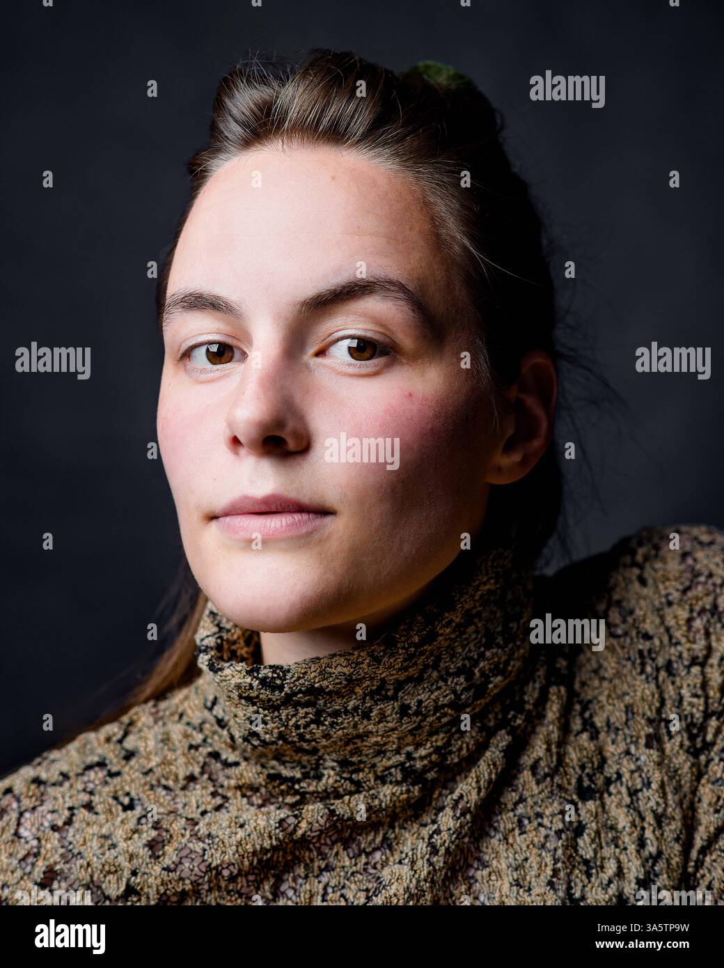 Den stygge stesøsteren (2025)The Ugly Stepsister (2025) Director ...