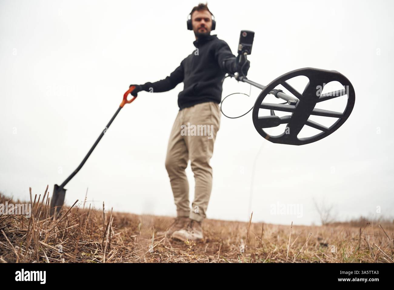 From below view electronic hi-res stock photography and images - Alamy