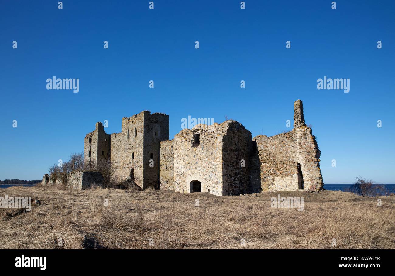 Toolse order castle medieval hi-res stock photography and images - Alamy