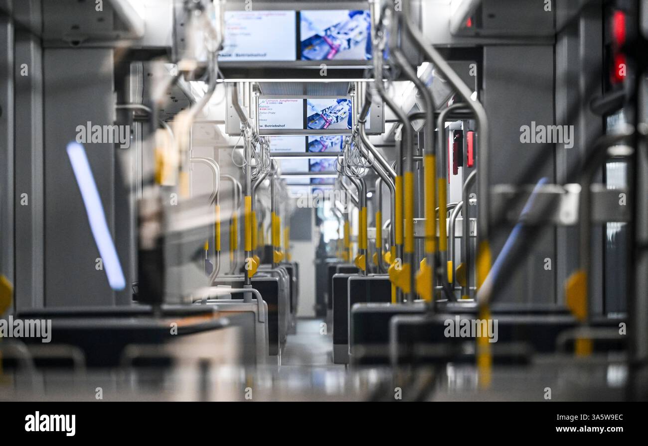 24 March 2025, Brandenburg, Potsdam: The new "TramLink" streetcar is ...