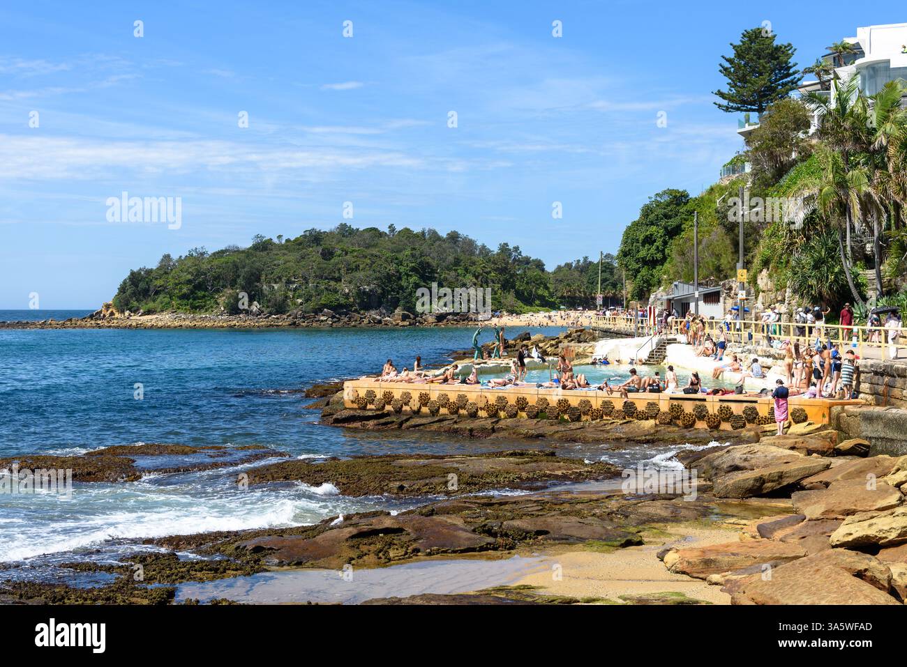Fairy bower rock pool manly hi-res stock photography and images - Alamy