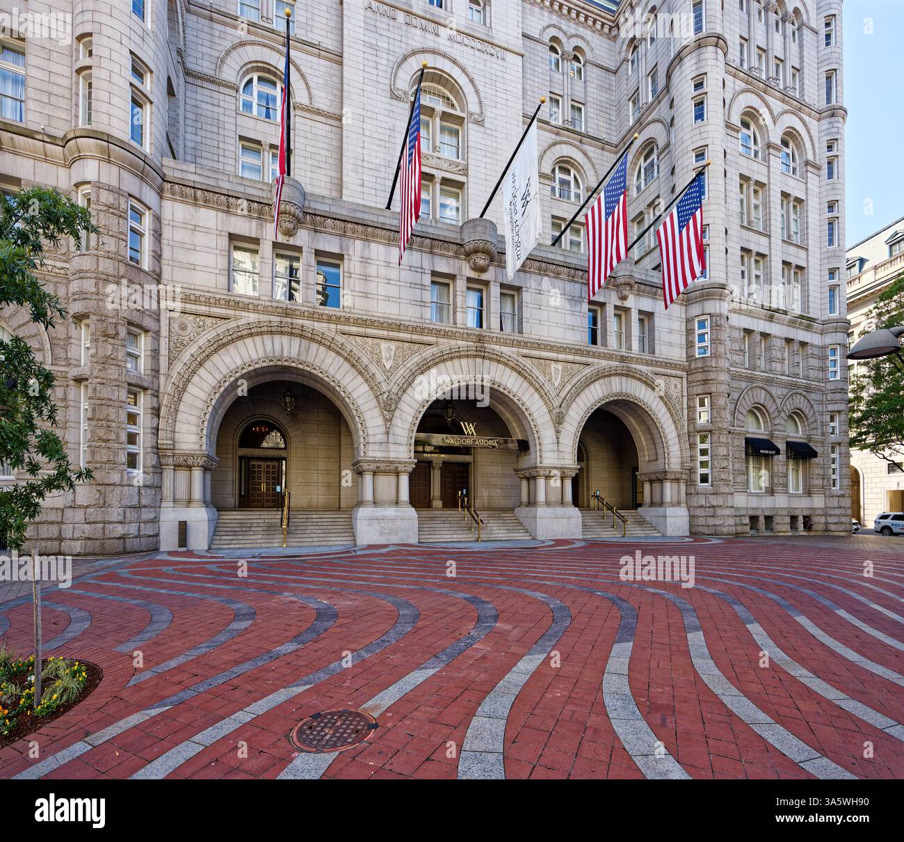 The Old Post Office, 1100 Pennsylvania Avenue NW, became a Trump ...