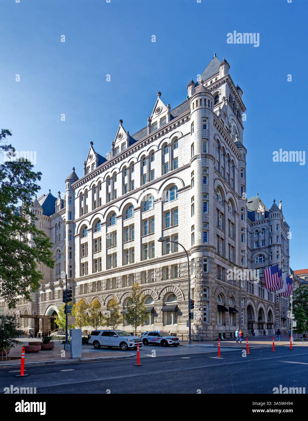 The Old Post Office, 1100 Pennsylvania Avenue NW, became a Trump ...