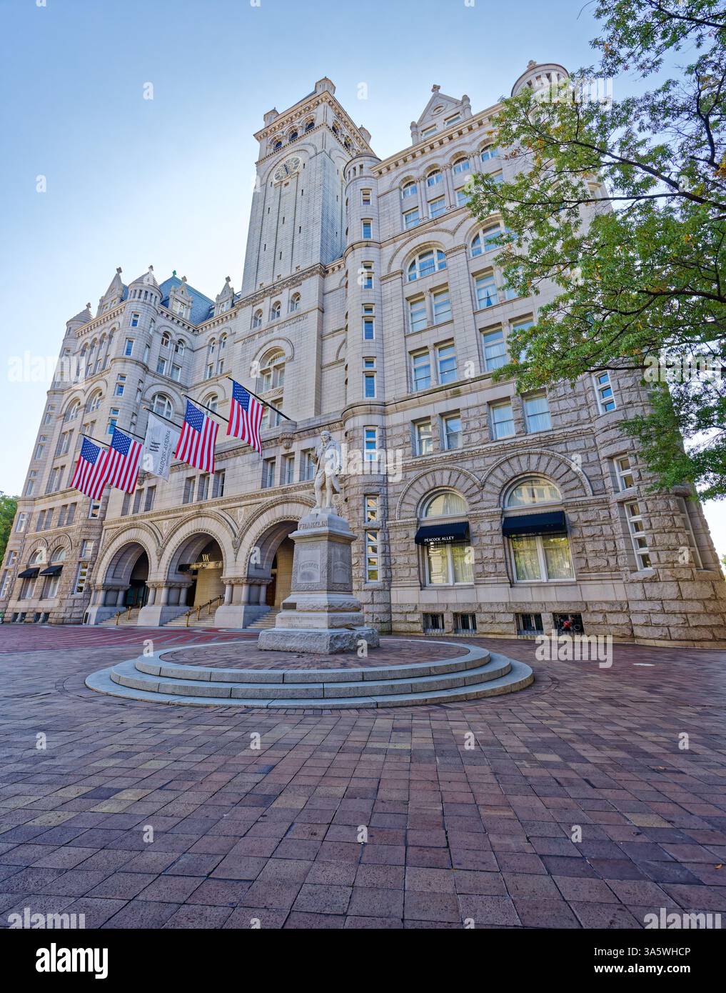 The Old Post Office, 1100 Pennsylvania Avenue NW, became a Trump ...
