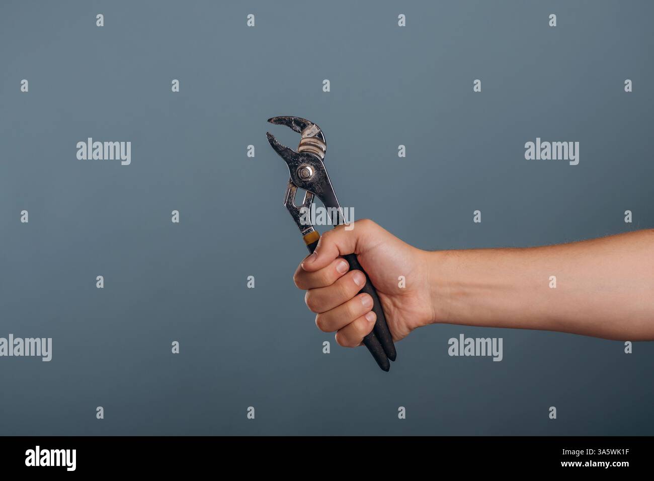 Strong mans hand ready hi-res stock photography and images - Alamy