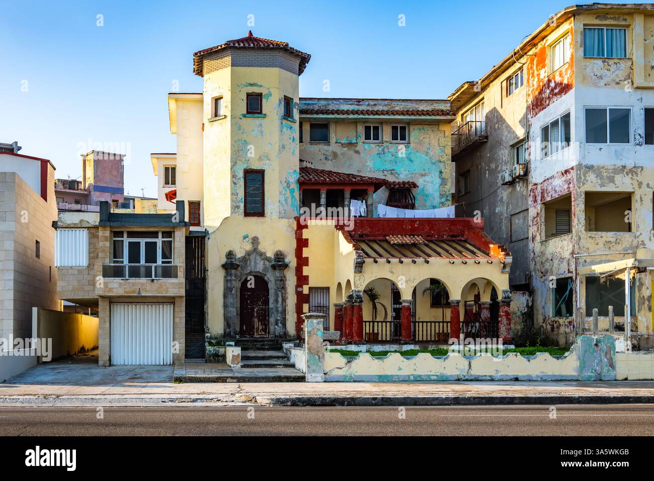Old Spanish style buildings along Malecón, the historic water front of ...
