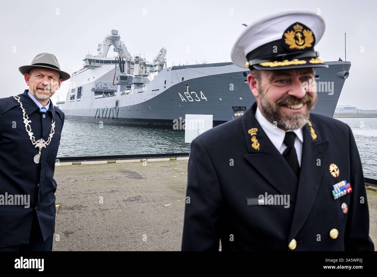 DEN HELDER - Jan de Boer, Mayor of Den Helder, and RenÃ© Tas, Commander of the Royal Netherlands ...