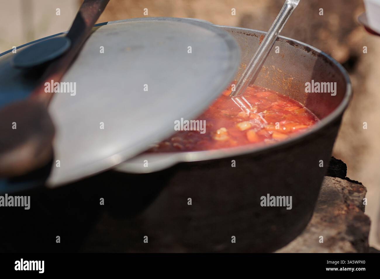 Metalpot hi-res stock photography and images - Alamy