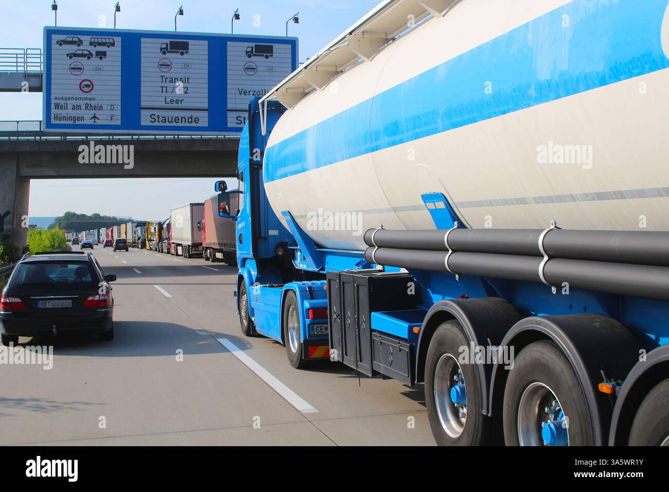Lorry jam before customs clearance on the motorway A5, border Germany ...