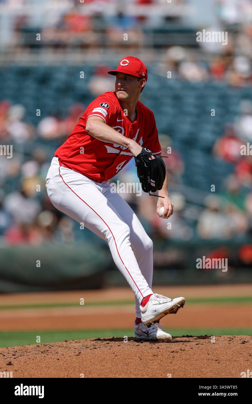 Goodyear, AZ. USA; Cincinnati Reds pitcher Nick Lodolo (40) delivers a pitch during an MLB ...