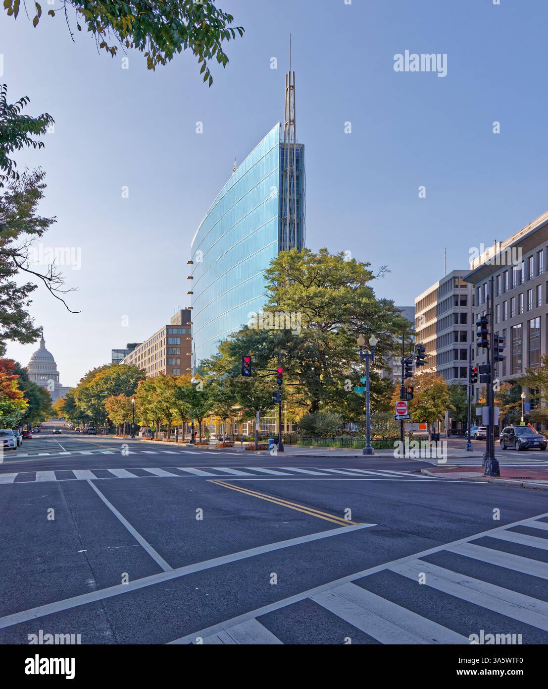 Reflective d hi-res stock photography and images - Alamy