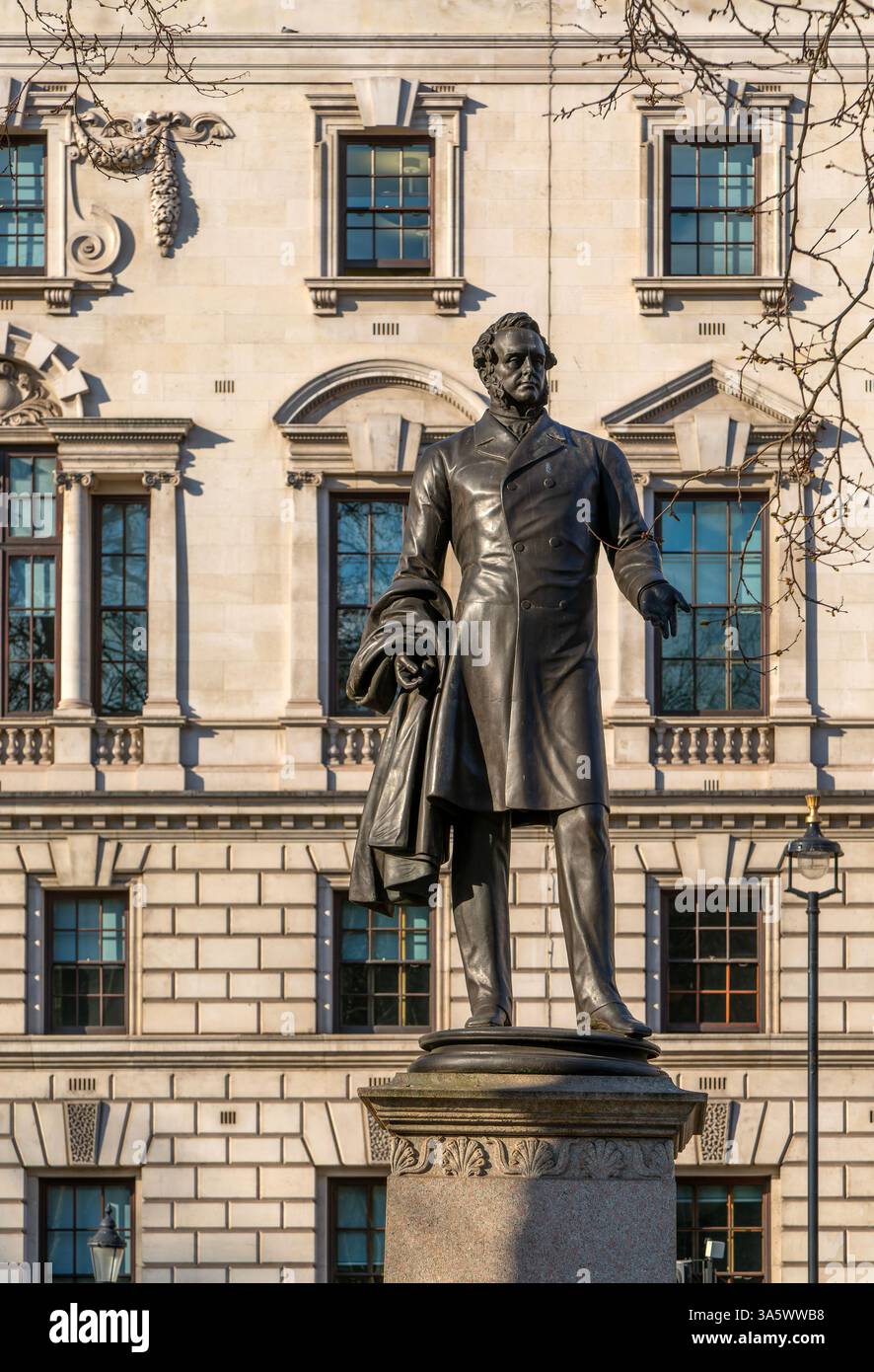 Statue of Viscount Lord Palmerston 1784-1865, Parliament Square ...