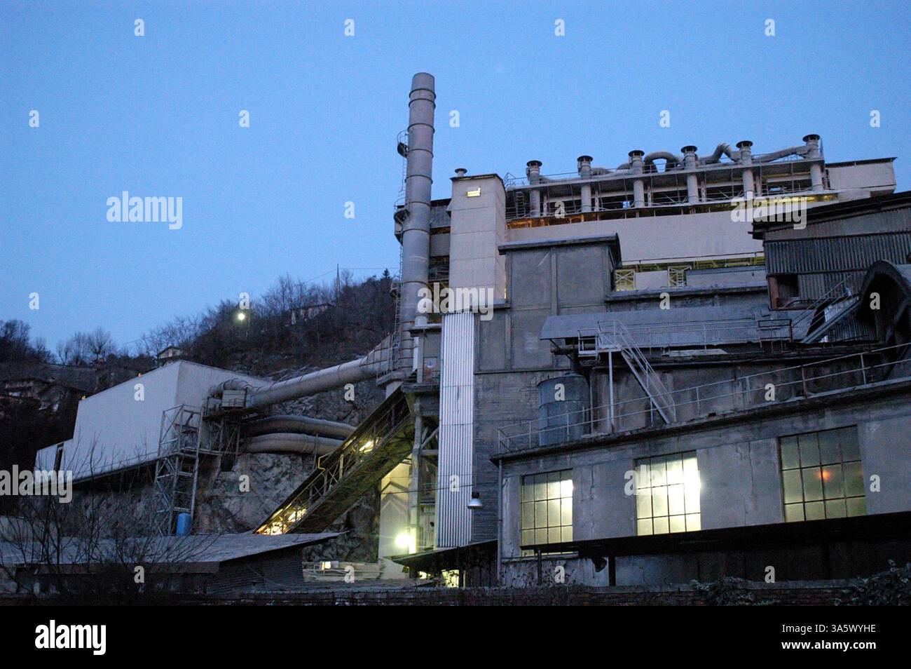 Industria siderúrgica hi-res stock photography and images - Alamy