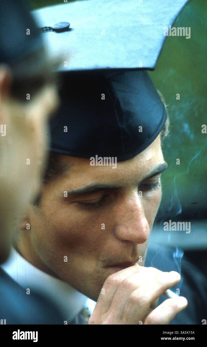 John kennedy jr plane crash hi-res stock photography and images - Alamy