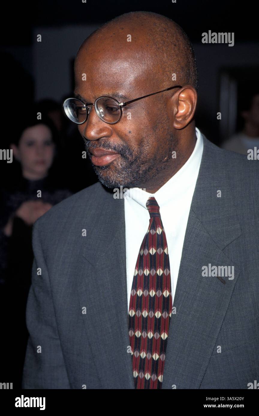 Dec 09, 1996; Los Angeles, CA, USA; NFL Hall of Fame superstar ...