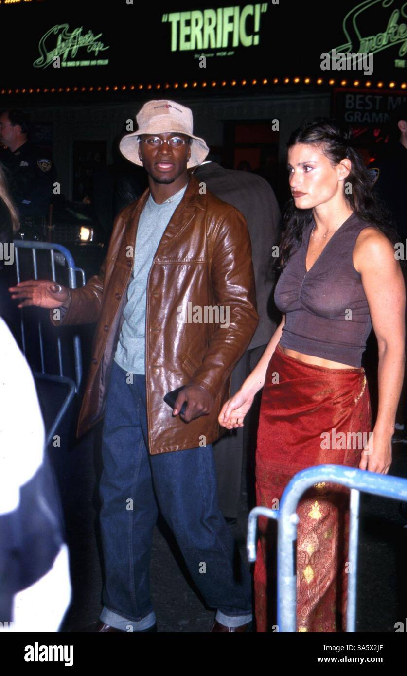 May 26, 1999 - K15794HMc JENNIFER LOPEZ CELEBRATES HER DEBUT RELEASE ...