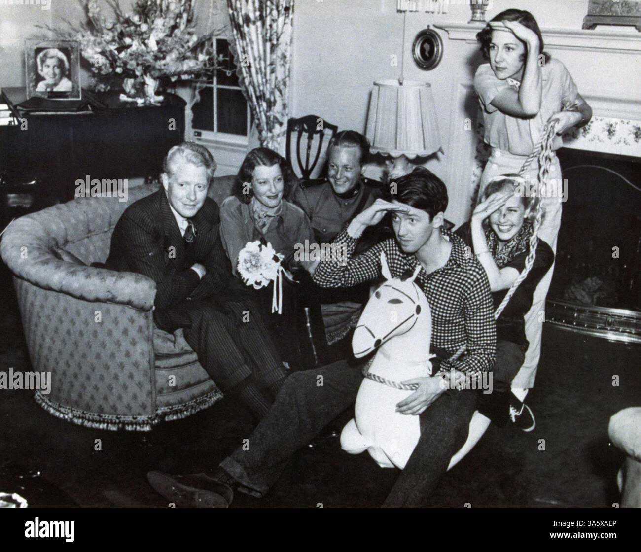 Jun 01, 1937; Hollywood, California, USA; 1937, Pictured: GENE RAYMOND, JEANETTE MACDONALD ...