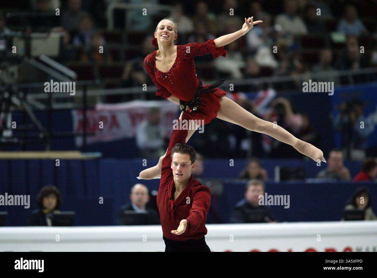 March 24, 2004; Dortmund, Germany; Valerie MARCOUX / Craig BUNTIN of ...