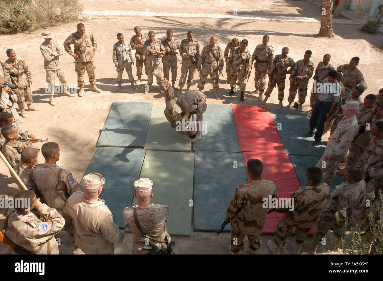 Army drill sergeants hi-res stock photography and images - Alamy