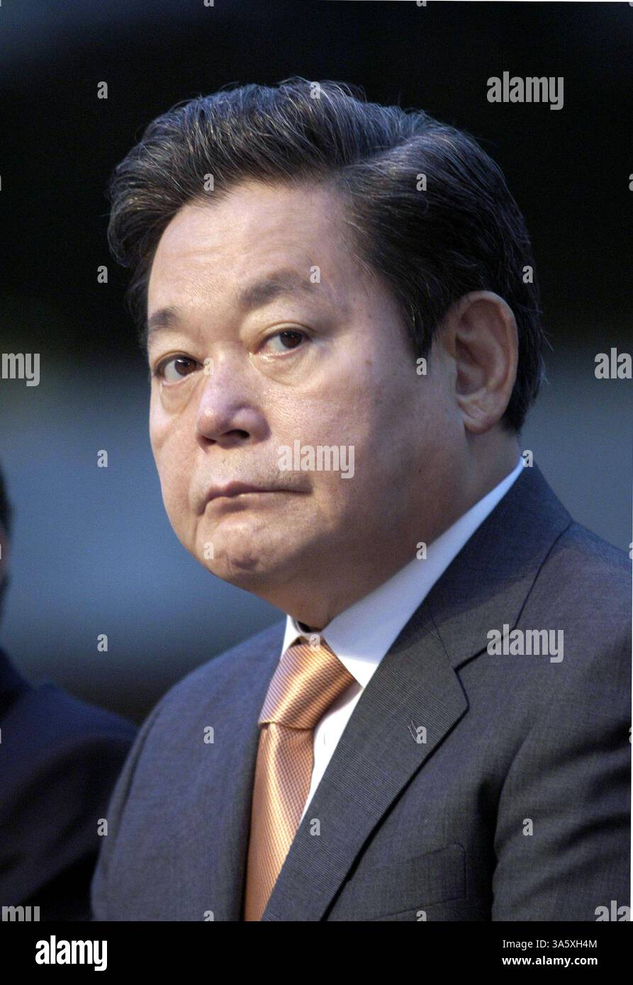 Jun 07, 2004; Seoul, KOREA; Samsung Group Chairman LEE KUN HEE is pictured during the ceremony ...