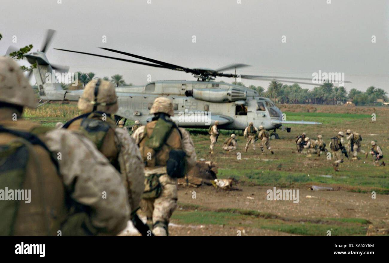 Nov 10, 2004; Al Qaim, Iraq; Marines from Company Suicide Charlie, 1st ...
